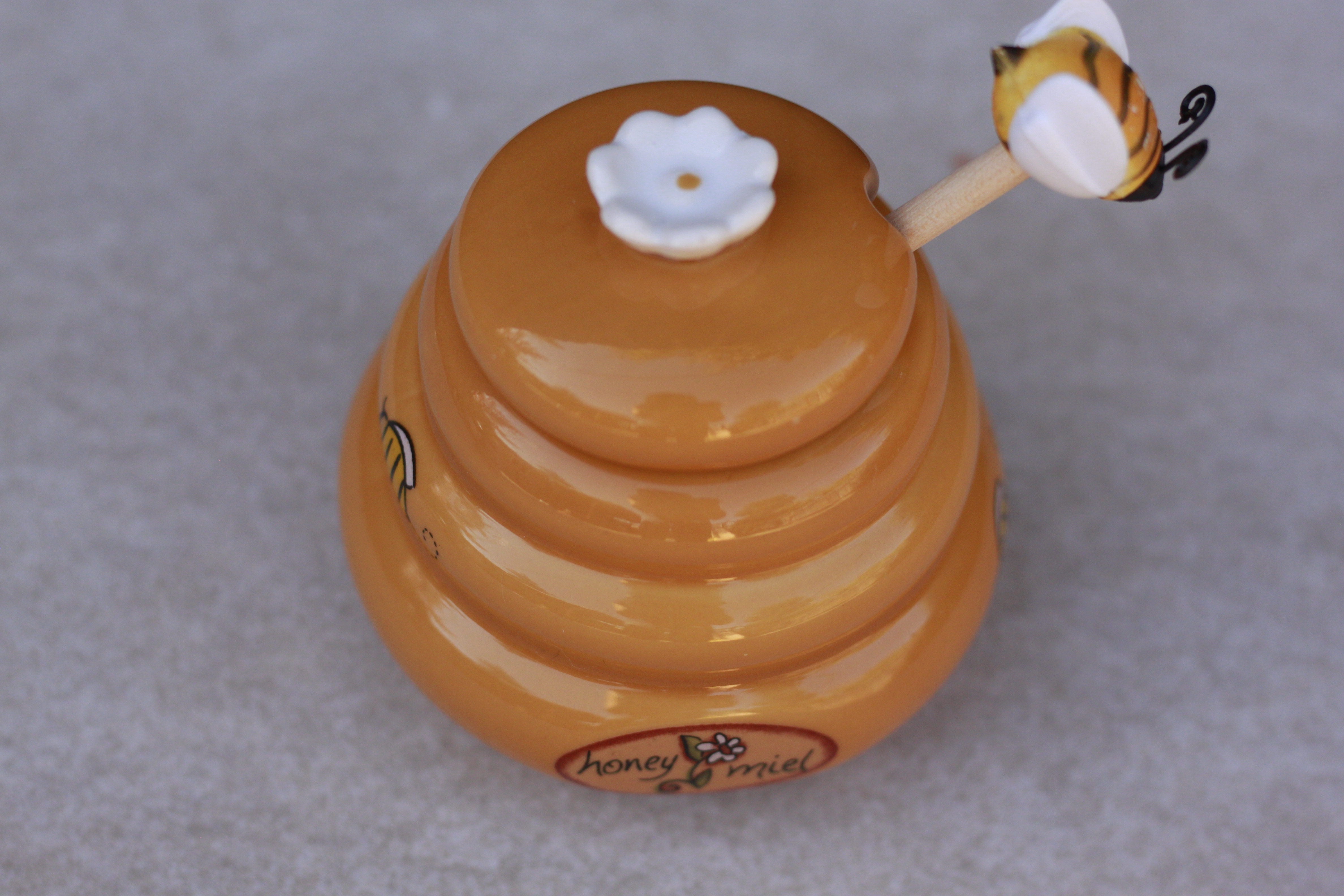 Honeypot with lid and dipper – Hawaiian Honey AT&S